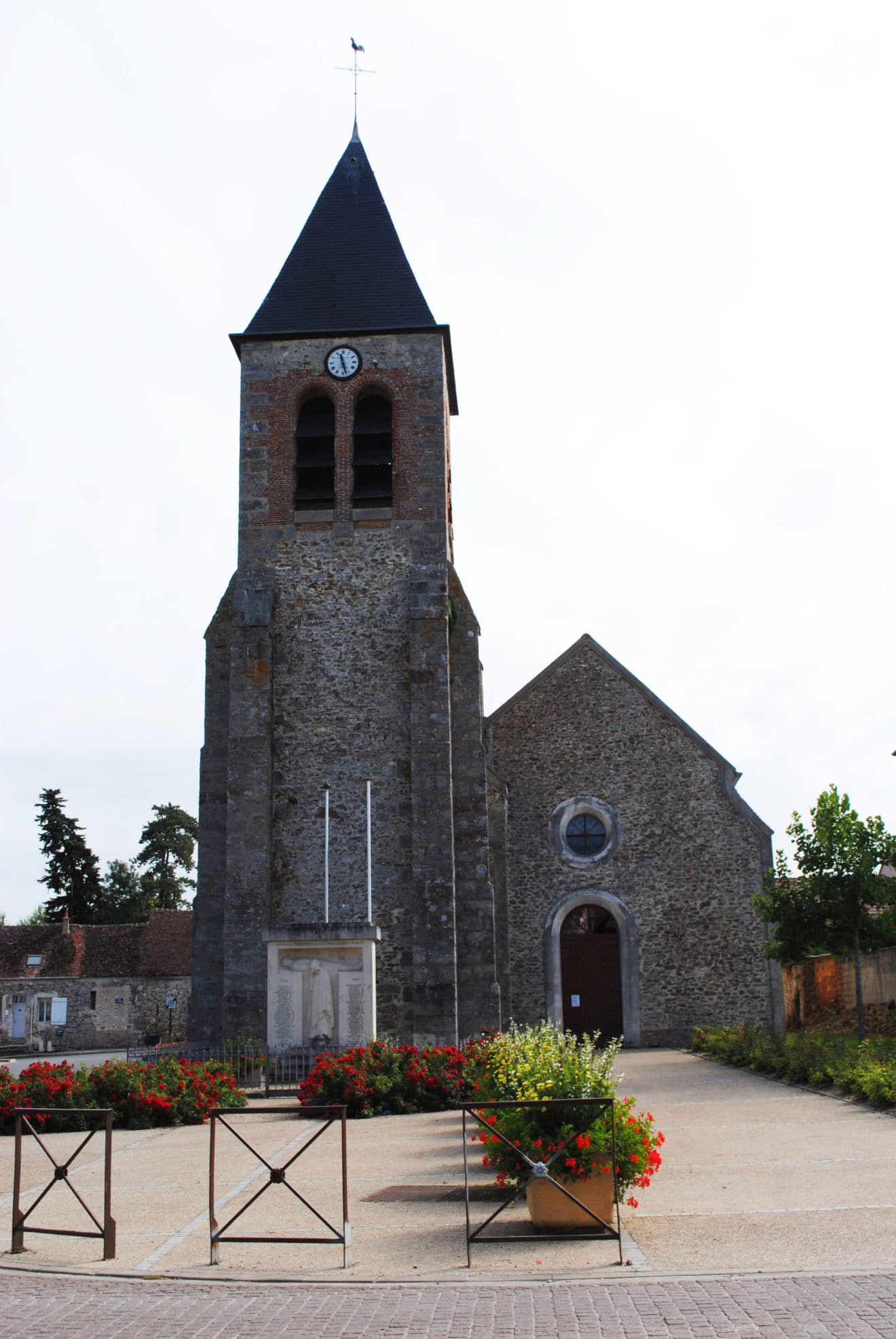 Le Bourg - Commune Pommeuse